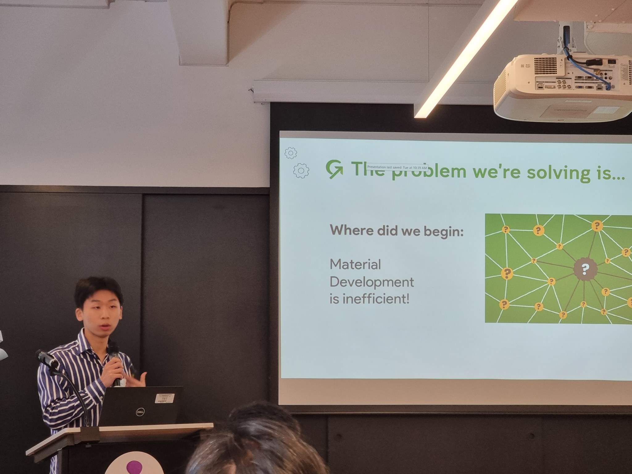 Tong Xie presenting at CSIRO ON-Prime Showcase event – UNSW Hoex Group